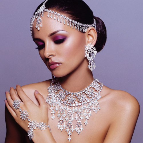 Pourquoi Choisir Des Bijoux Traditionnels Indiens Style Millau